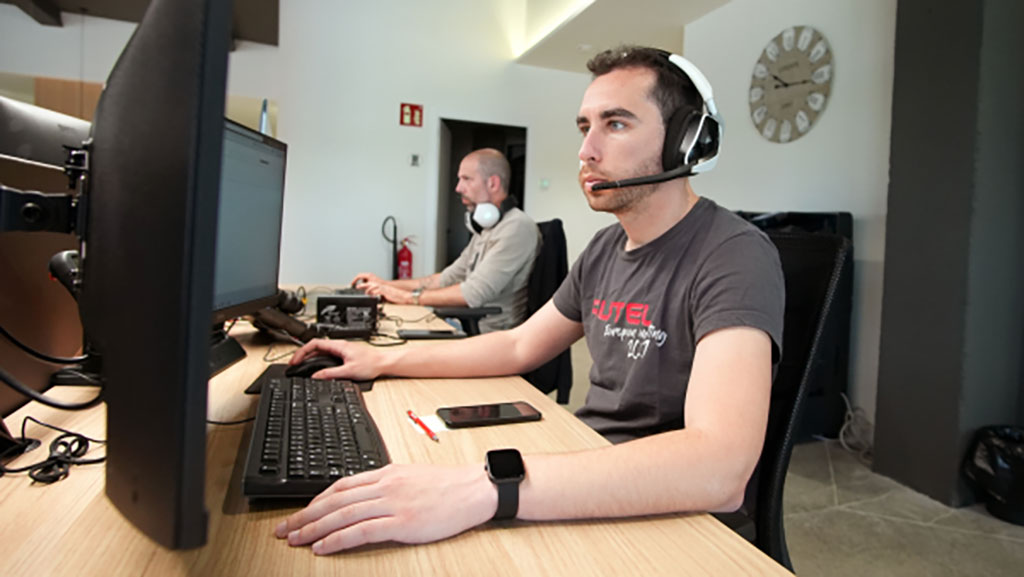 AUTEL Ibérica y Equipataller estrenan oficinas con showroom, formación ...